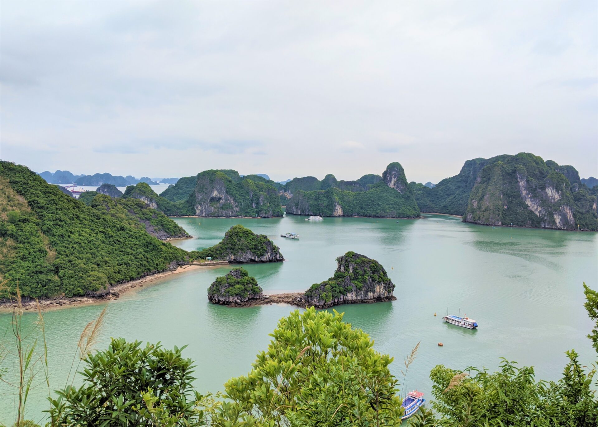 Visiting Ha Long Bay From The City Of Ha Long - Bonus Nachos