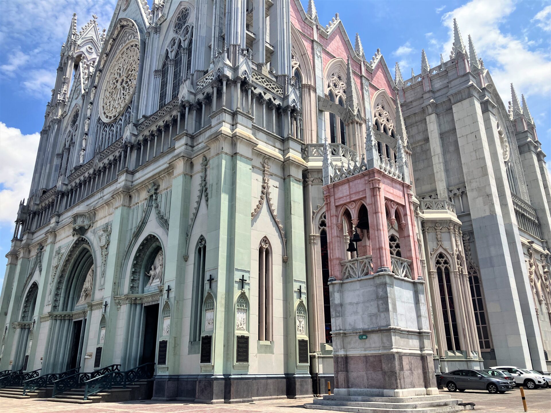 A Month In León - Mexico's Leather Capital - Bonus Nachos